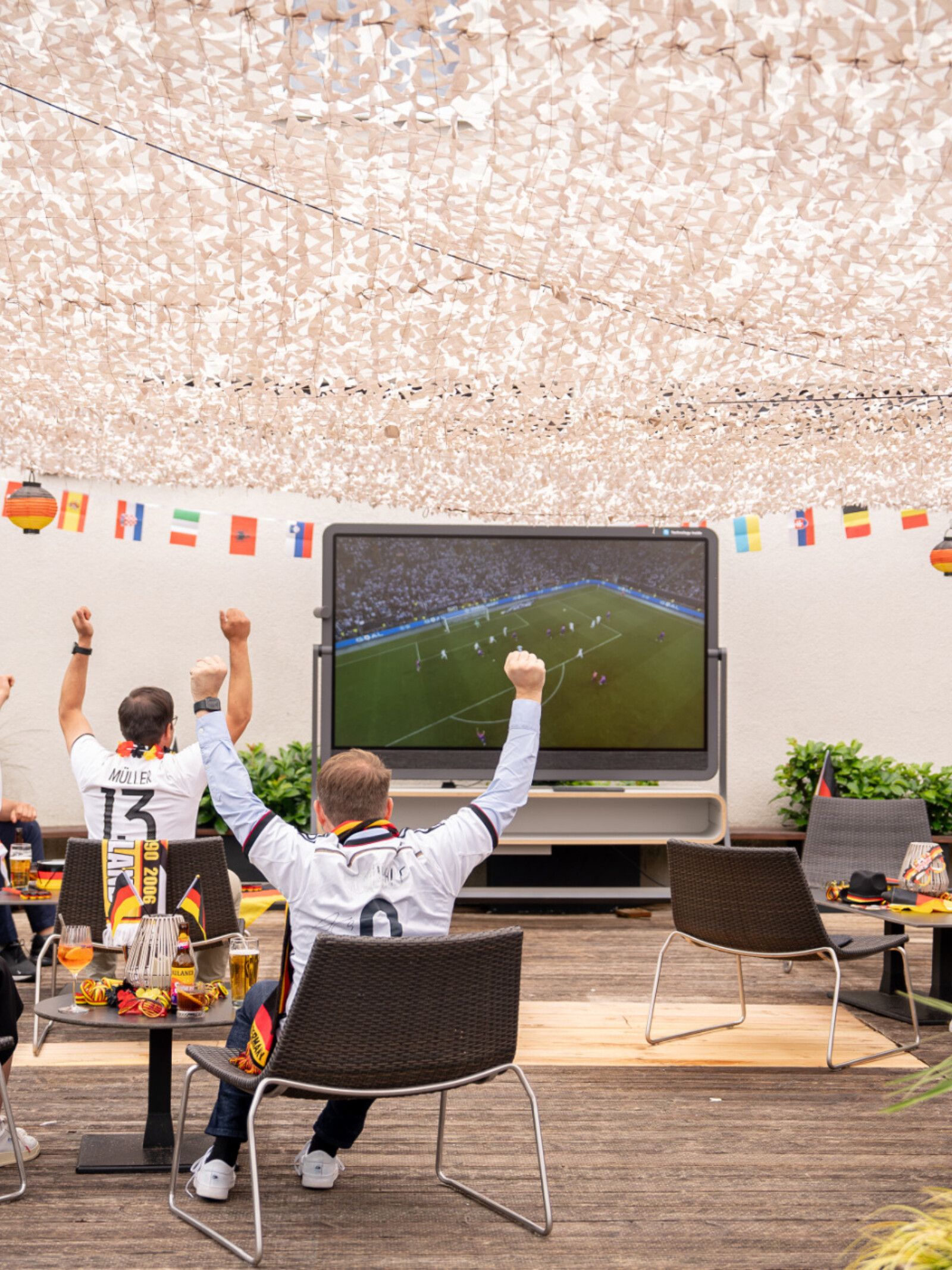 Public Viewing und Live-Übertragung von Sport-Events — cannyboard